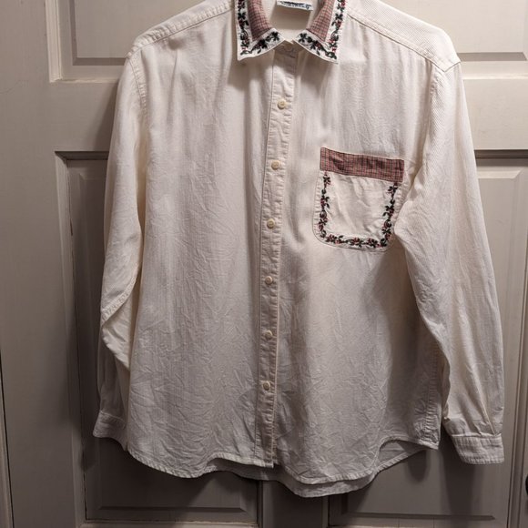 Northern Reflections | Tops | Shirt Pretty Button Down Shirt Size ...